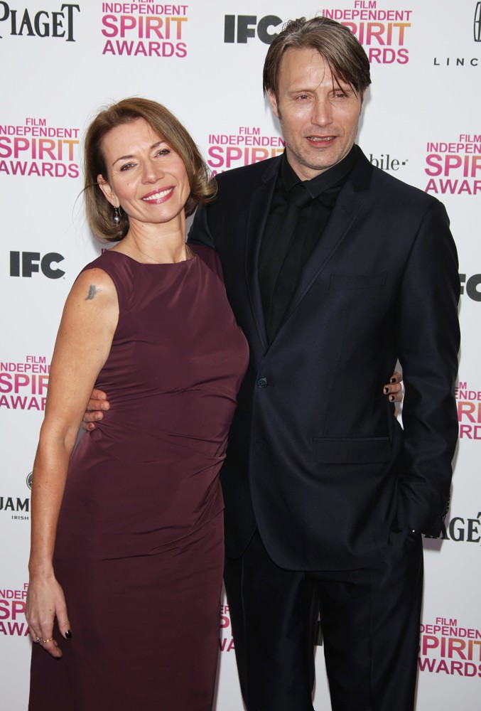Mads Mikkelsen 2018: Wife, net worth, tattoos, smoking & body facts ... Mads Mikkelsen 2018: Wife, net worth, tattoos, smoking & body facts ...