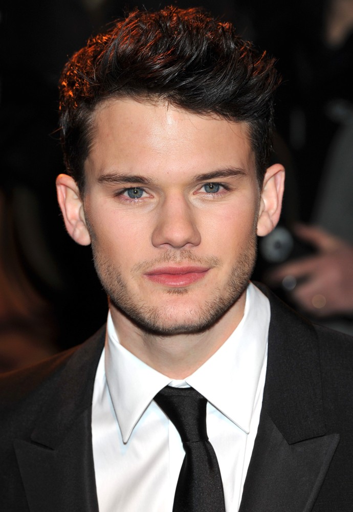 Jeremy Irvine Picture 11 - War Horse - UK Film Premiere - Arrivals Jeremy Irvine Picture 11 - War Horse - UK Film Premiere - Arrivals