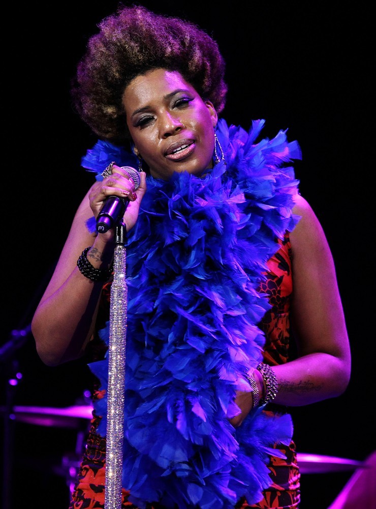 Macy Gray Picture 32 Macy Gray Performing