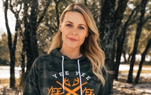 Amber Smith Latest News, Bio, Profile, Album, Movie and Photo.