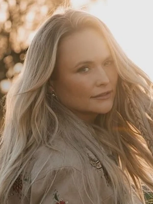 Dustin Diamond Pictures with High Quality Photos