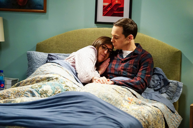 The Big Bang Theory Unveils First Look At Sheldon And Amys Wedding