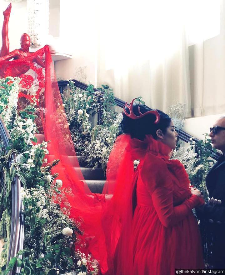 A goth in real life, a goth on her wedding day