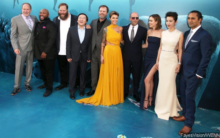 Photo Gallery of 'The Meg' L.A. Premiere: See the Stars on the Red Carpet