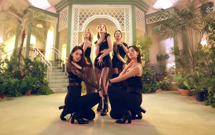 Girls' Generation's New Sub-Unit Oh!GG Gives 'Lil' Touch' in Debut ...