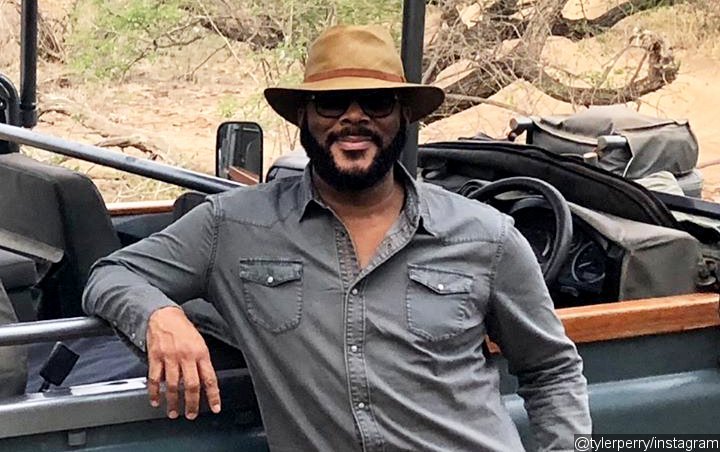 Tyler Perry Plays Santa for 1,500 Walmart Customers With $430,000 Donation