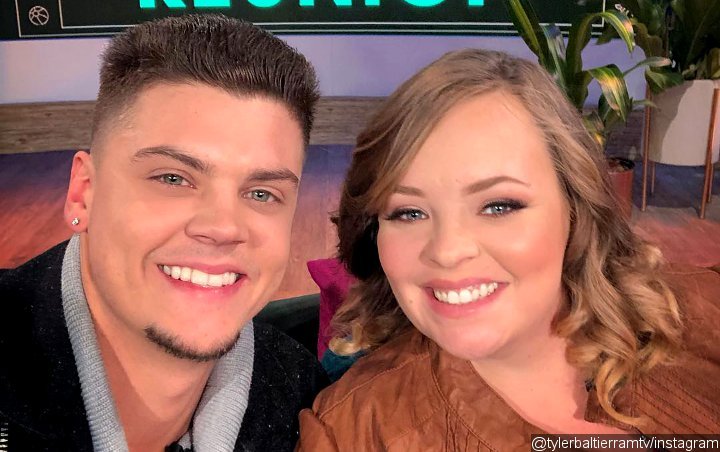 Catelynn Lowell's Husband Welcomes Newborn Daughter to Their 'Crazy ...