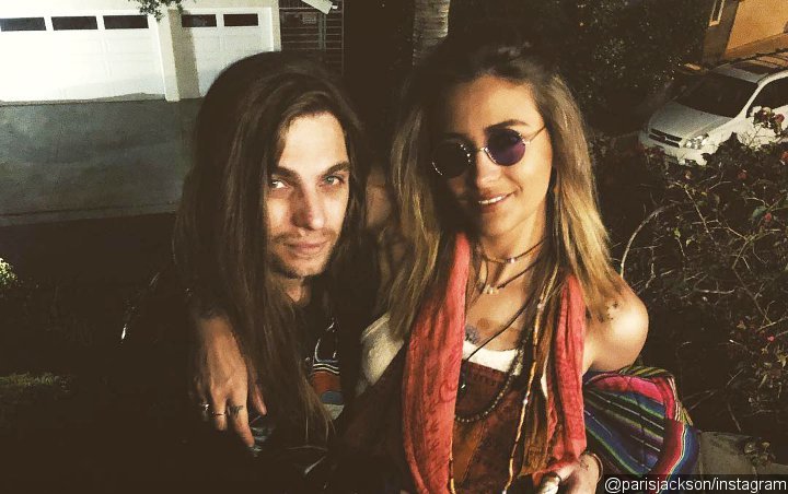 Watch: Paris Jackson Performs With Boyfriend at First Public Concert ...