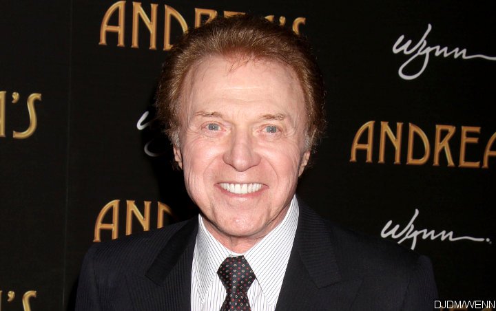 Steve Lawrence Urges Fans Not to Pity Him Amid Battle With Alzheimer's