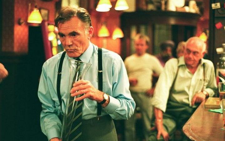 Actor Maurice Roeves Dies at 83