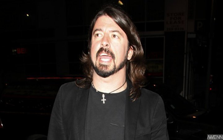 Dave Grohl Accuses Donald Trump of Bad Planning in Defense of Teachers ...