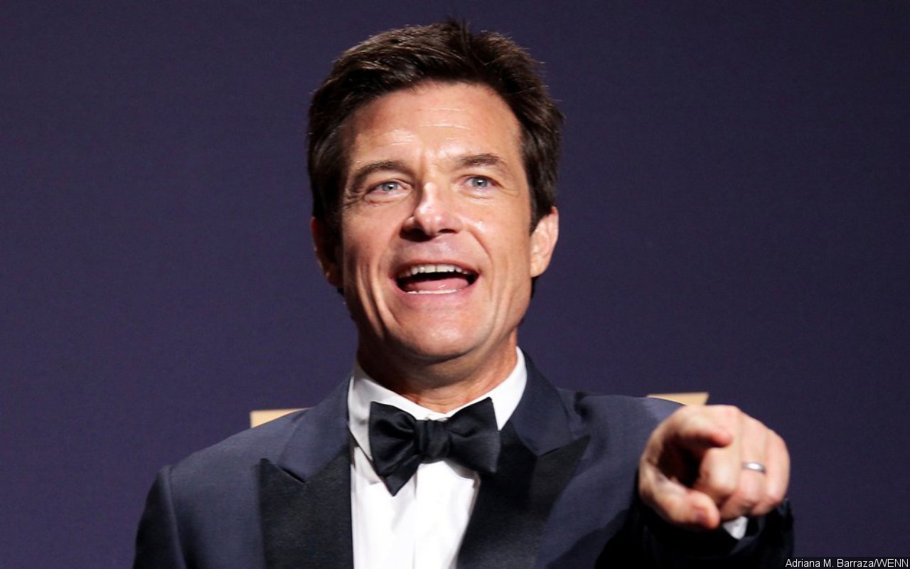 Jason Bateman Takes a Jab at Past Chimpanzee Attack During 'Saturday ...