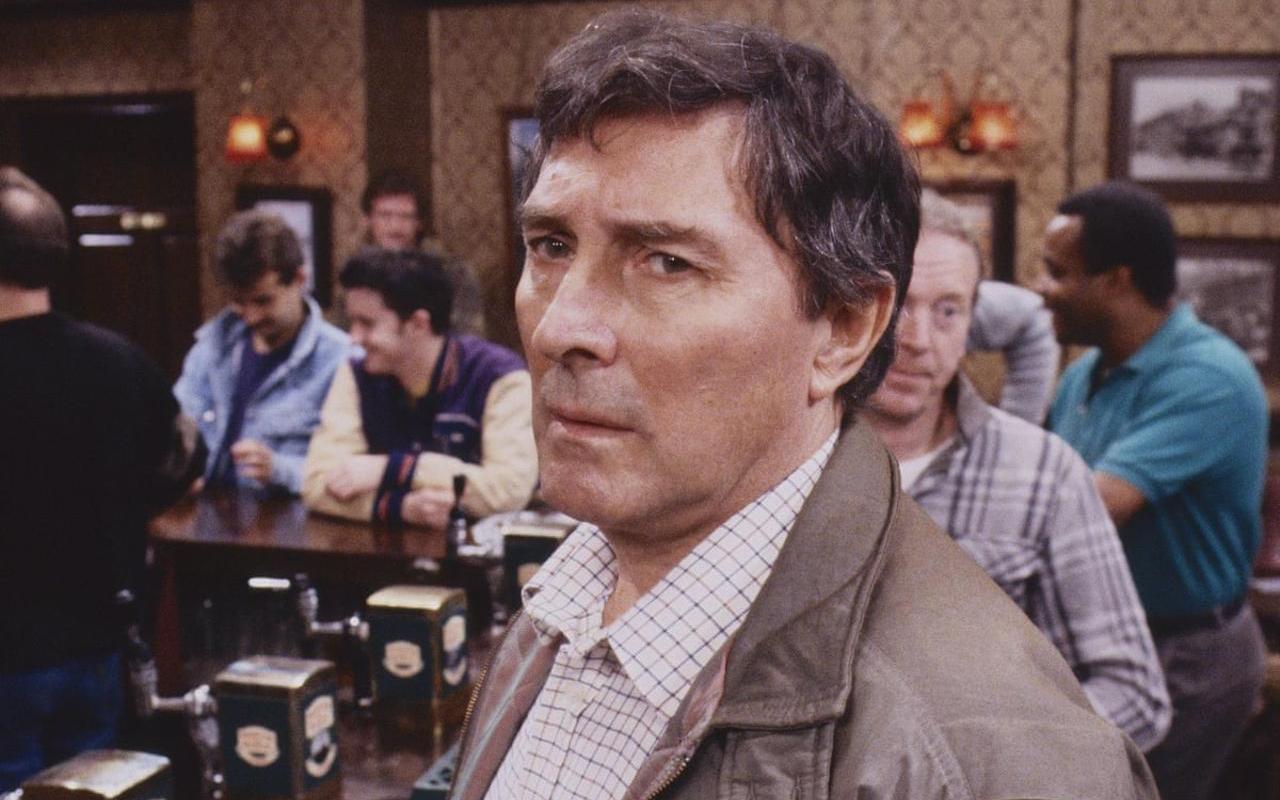 'Coronation Street' Star Mark Eden Dies at 92