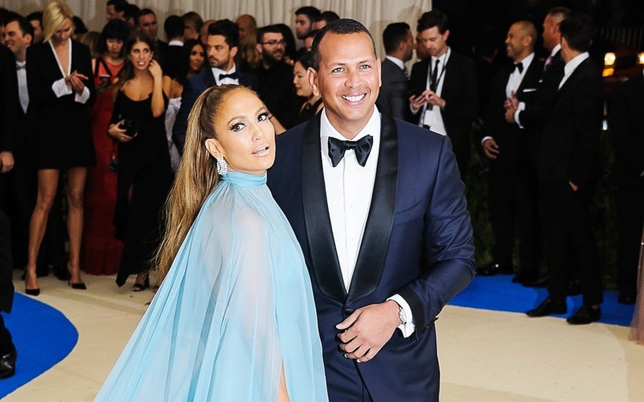Alex Rodriguez Reunites With Jennifer Lopez in Dominican Republic Amid ...