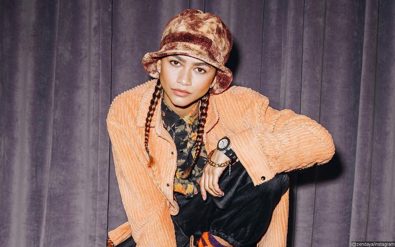 Zendaya Reflects on Transforming Power of Her Dreadlocks at 2015 Oscars