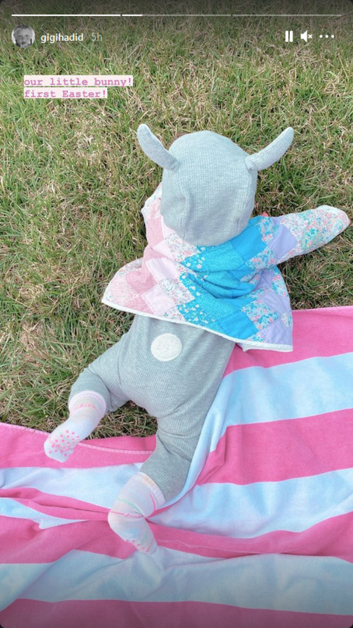 Gigi Hadid Dresses Daughter Khai in Adorable Bunny Onesie for Her First ...