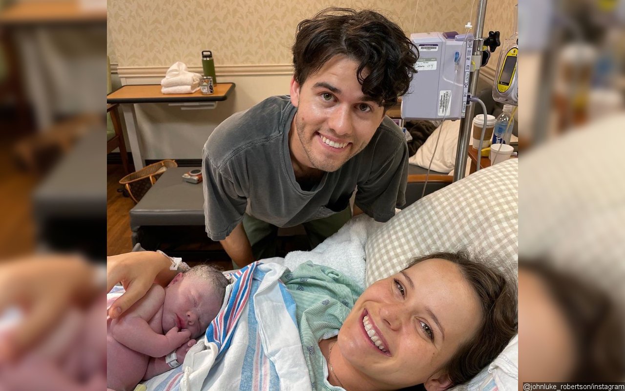 'Duck Dynasty' Star John Luke Robertson and Wife Mary Kate Welcome Baby ...