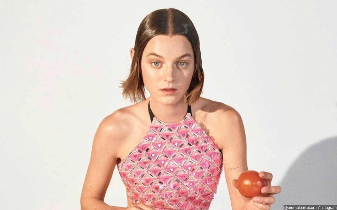 Emma Corrin Wiki Age Height Boyfriend Family Net