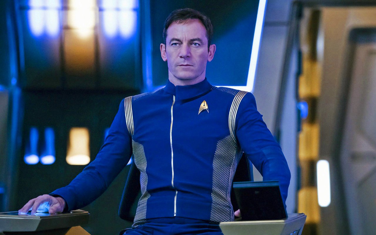 Jason Isaacs Likens Wearing 'Star Trek: Discovery' Costume to Being in ...