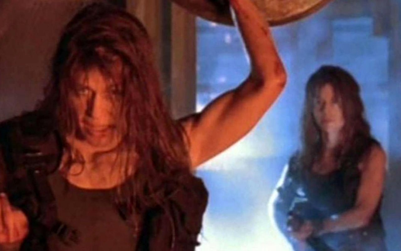 Linda Hamilton and Leslie Hamilton