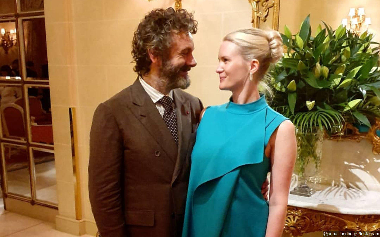 Michael Sheen's Girlfriend Anna Lundberg Debuts Baby Bump as They're ...