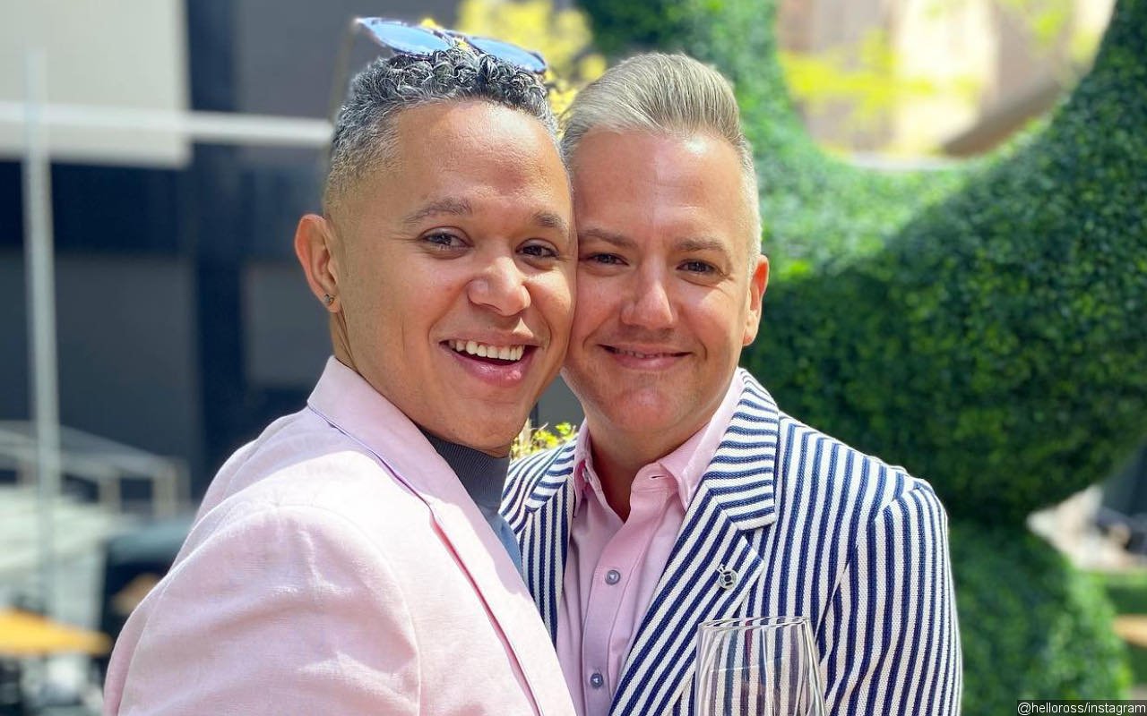 Ross Mathews Marries Dr. Wellinthon Garcia in Beach Wedding With Drew ...