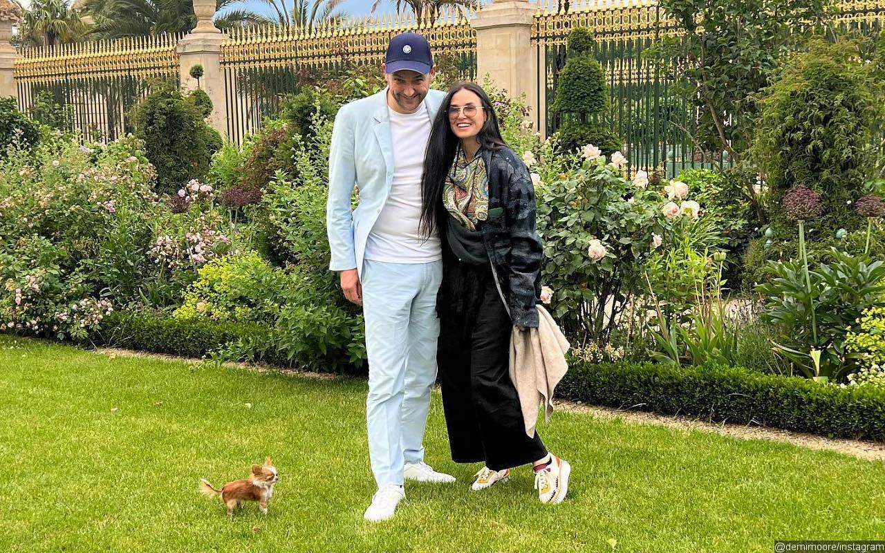 Demi Moore Confirms Daniel Humm Romance With Cozy-Up Photos