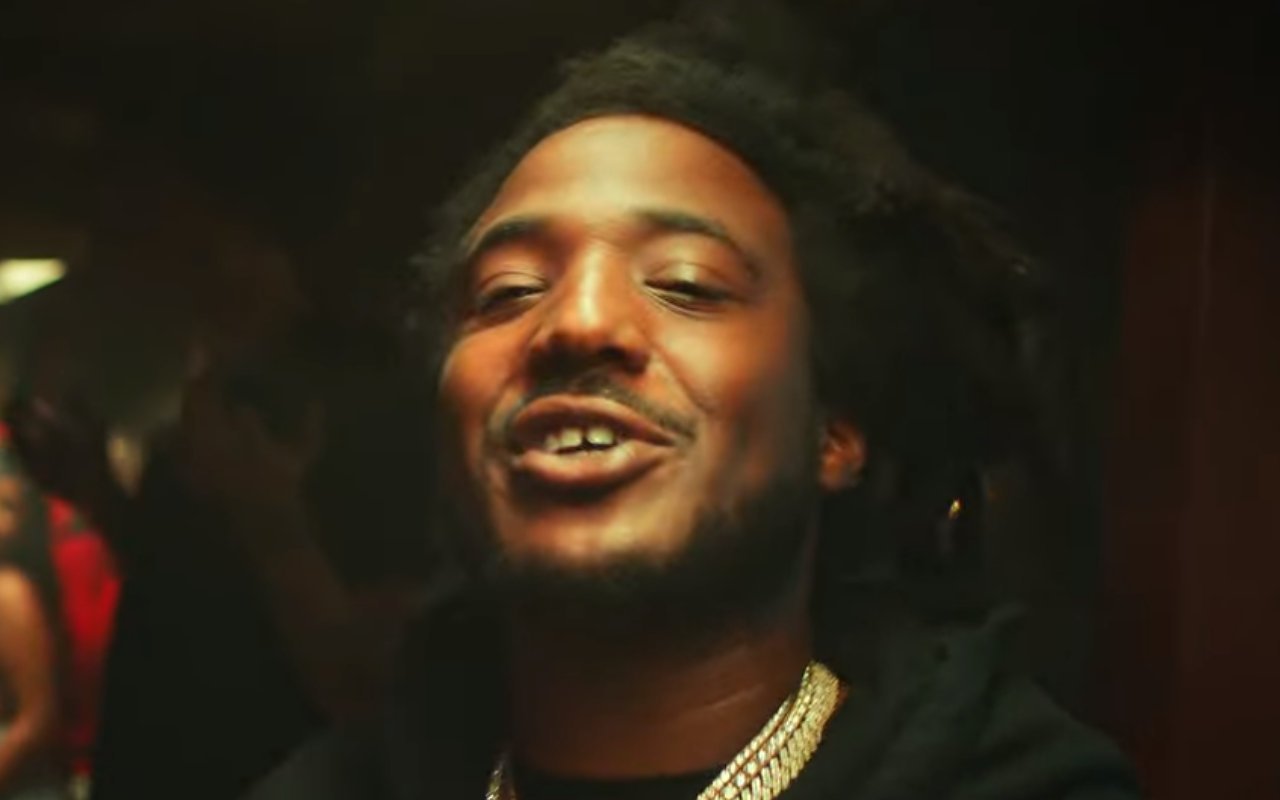 Mozzy, 2 Chainz, YG and Saweetie Takes the Party to the Strip Club for ...