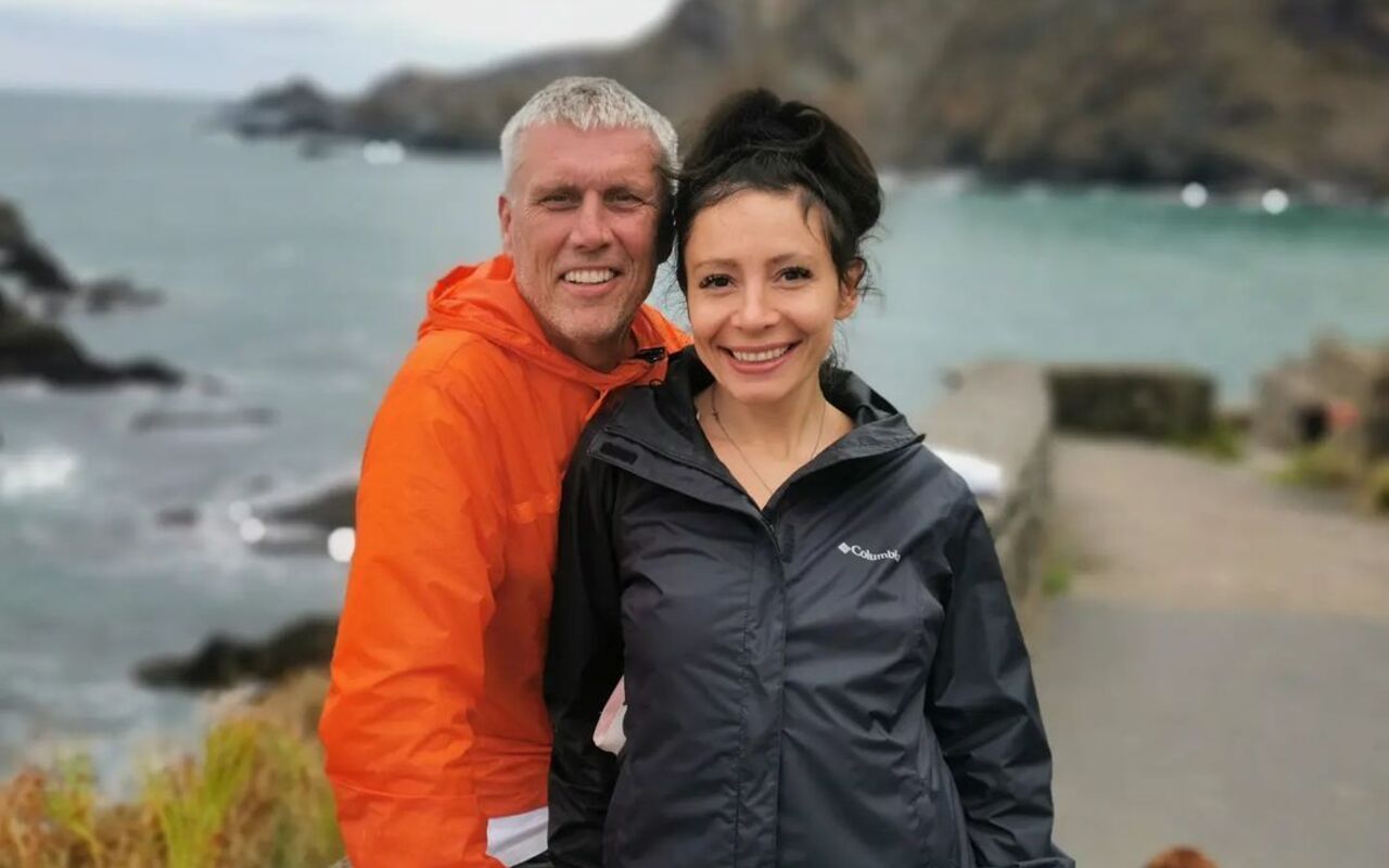 Happy Mondays' Bez Secretly Marries Fiancee Firouzeh Razavi