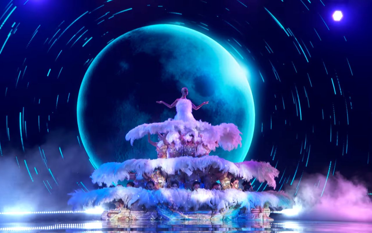 'AGT' Finale Recap: 11 Finalists Take the Stage for the Last Time to ...