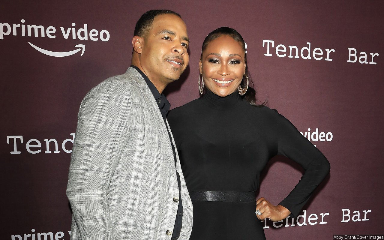 Video of Woman Wrapped Around Cynthia Bailey's Husband Mike Hill Is ...