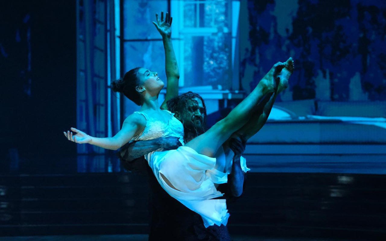 'DWTS' Recap: Celebrities Show Vulnerability on 'Most Memorable Year' Night