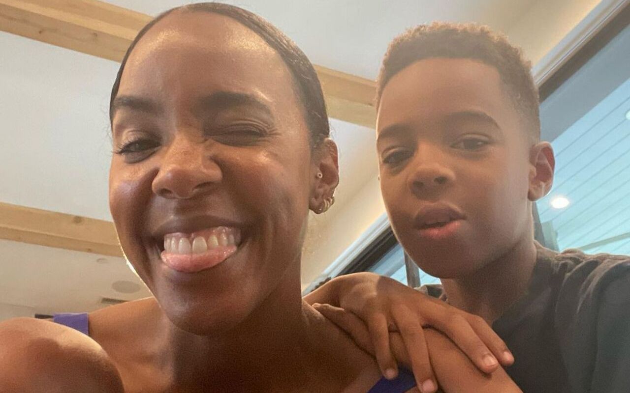 Kelly Rowland Admonished by Beyonce's Mom for Taking Young Son to See ...