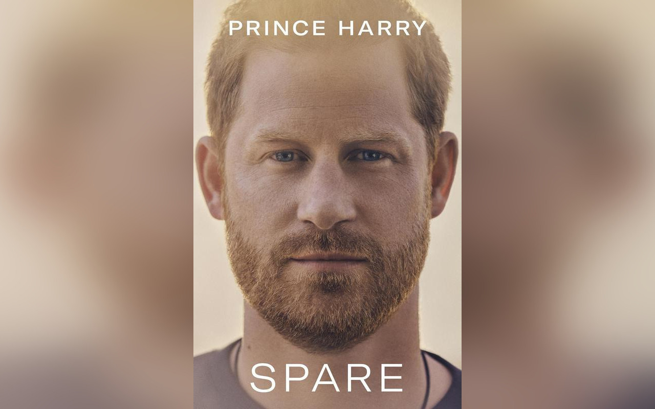 Prince Harry Praised for 'Brave' Memoir Title and 'Stripped-Back' Cover ...