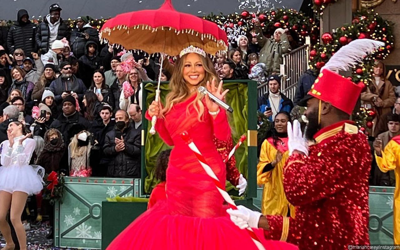 Mariah Carey Roasted For Her Lazy Performance At Macys Thanksgiving