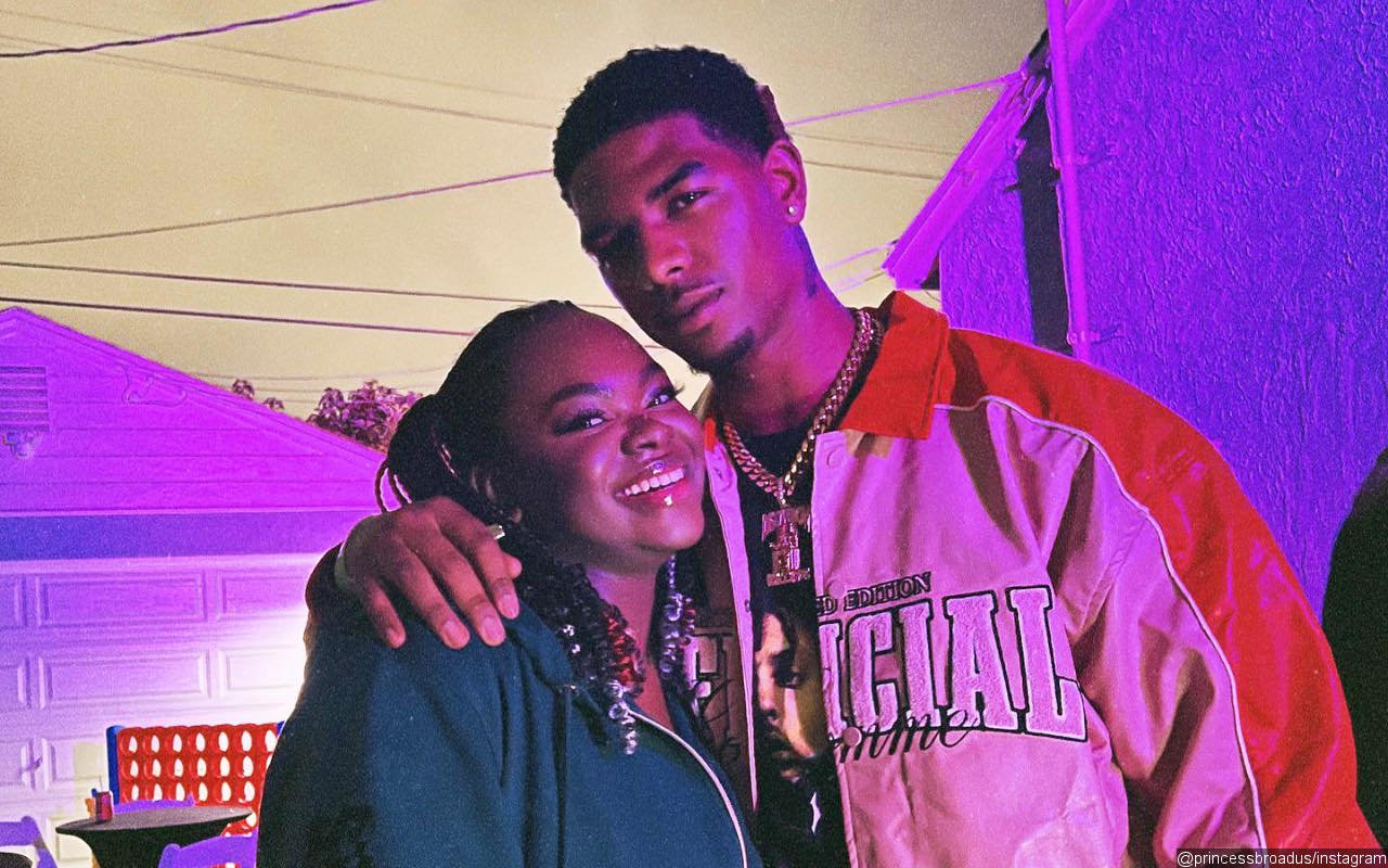 Snoop Dogg's Daughter Cori Broadus Flaunts New Sparkle After Getting ...