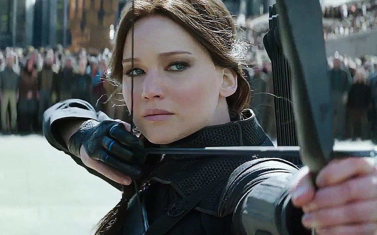 Jennifer Lawrence Dragged for Claiming There's No Female Action Movie ...