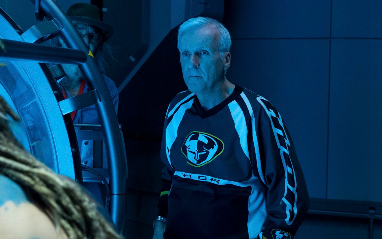 James Cameron Missing 'Avatar: The Way of Water' Hollywood Premiere Due ...
