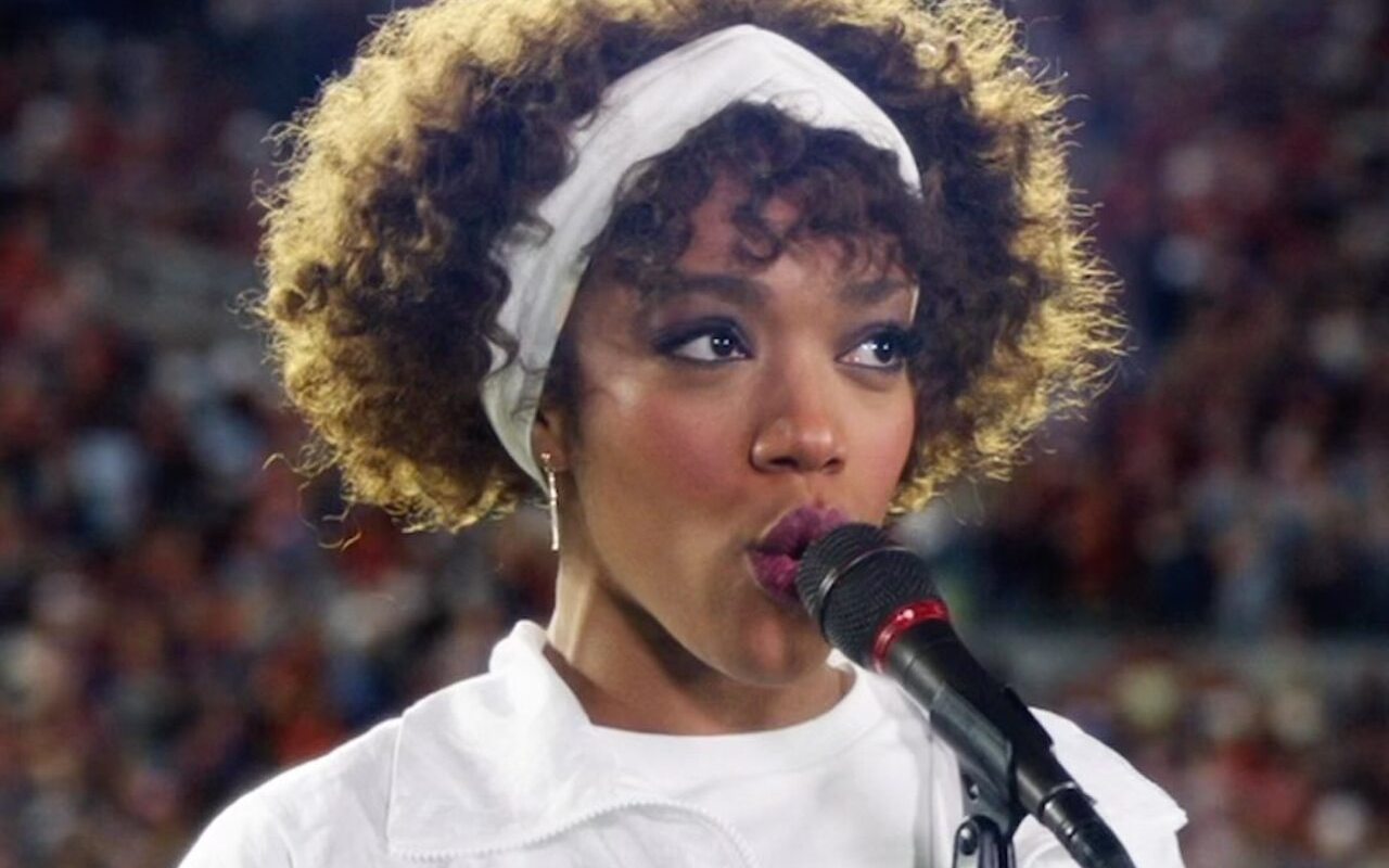 Naomi Ackie's American Accent for Whitney Houston Biopic Ruined Because ...