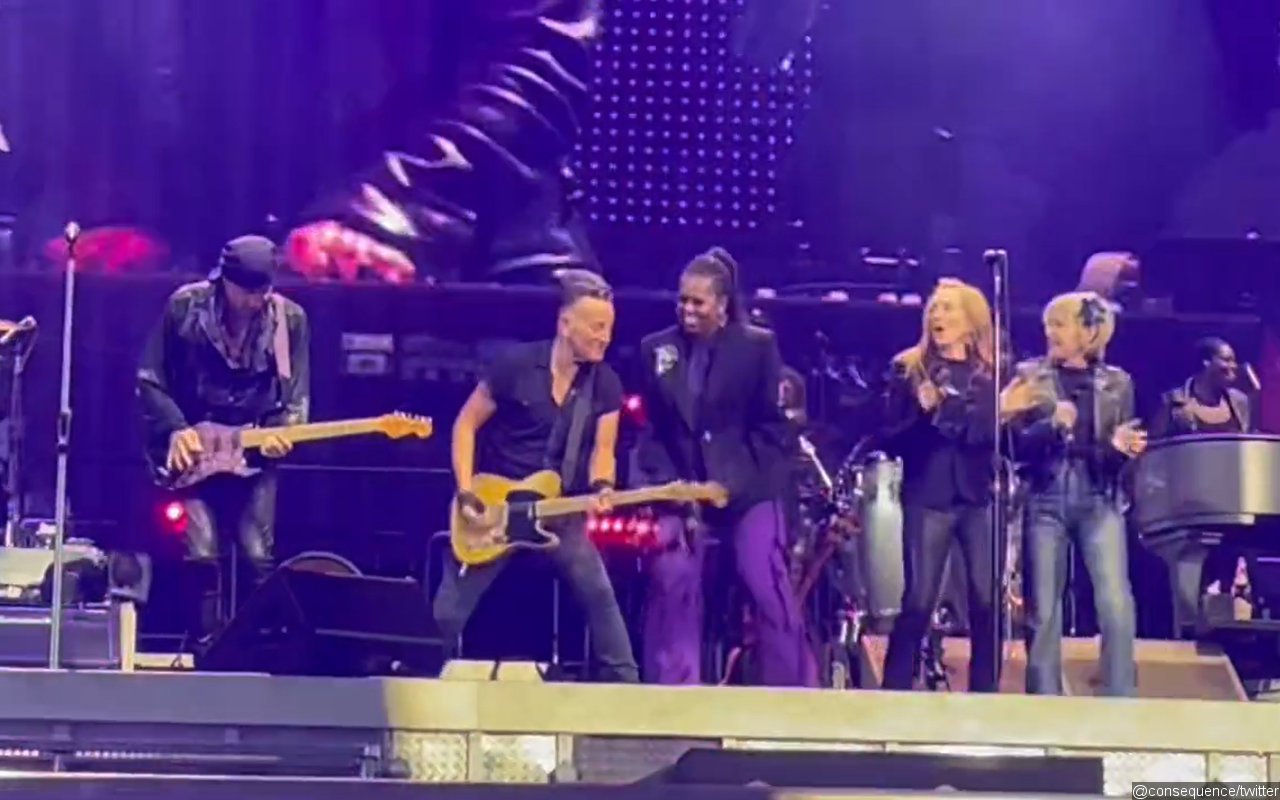 Michelle Obama Makes Surprise Appearance at Bruce Springsteen's ...