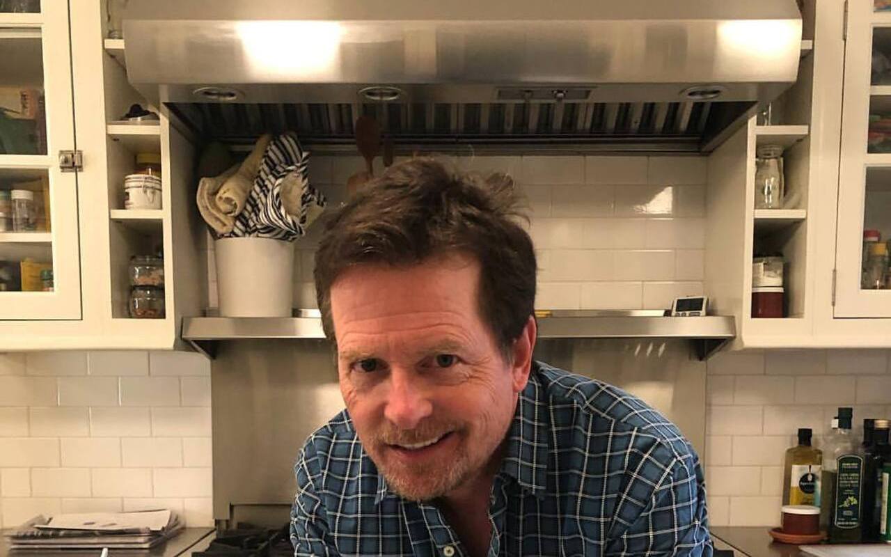Michael J. Fox's Ability to Walk 'Messed Up' After Tumor Surgery on His ...