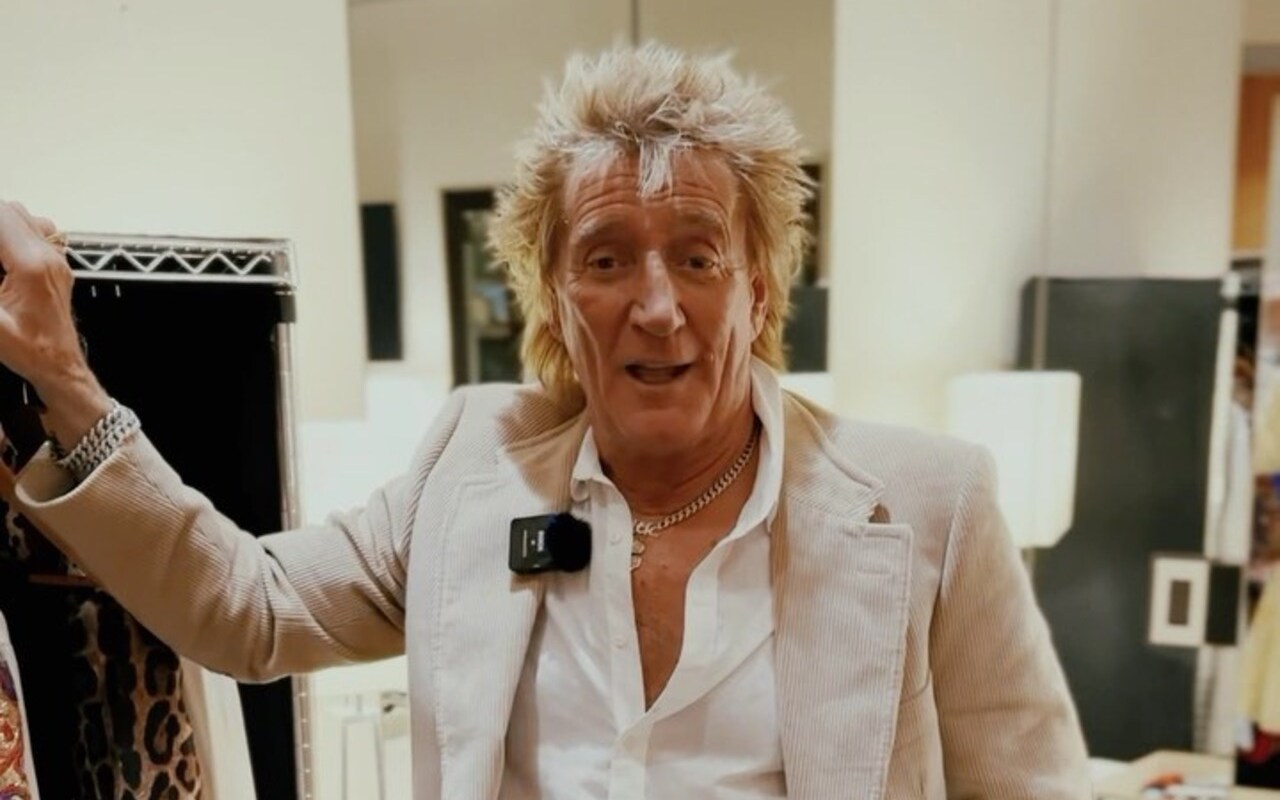Rod Stewart Cuddling Newborn Grandchildren in New Pictures
