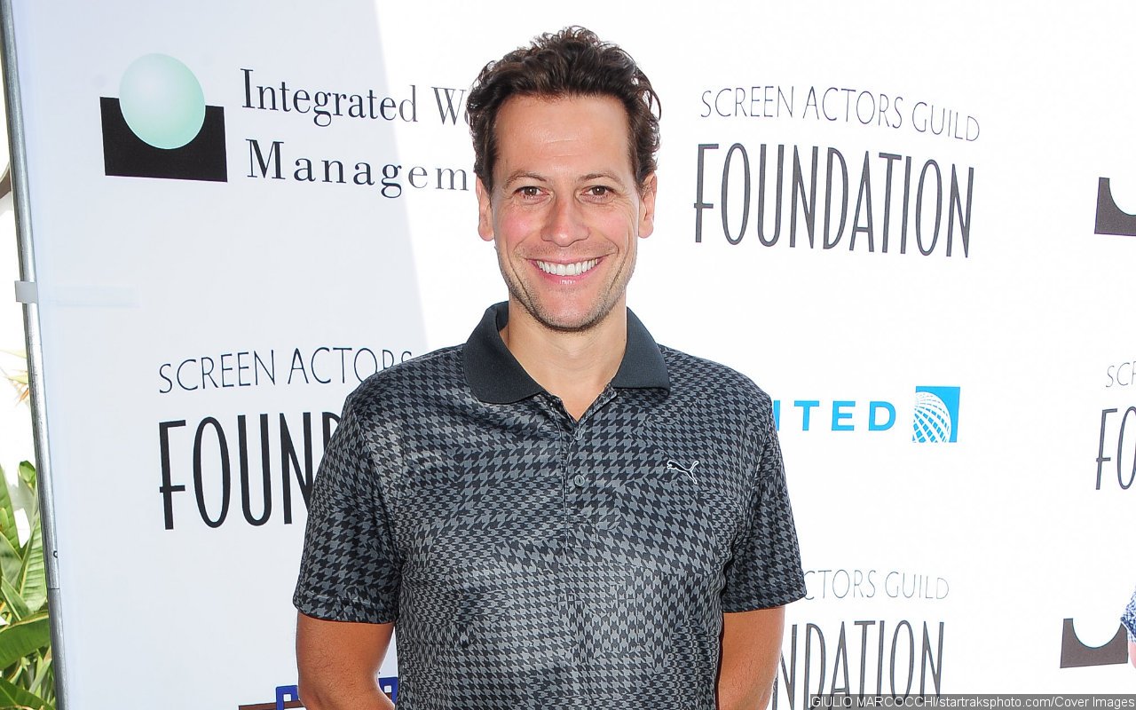 Ioan Gruffudd All Smiles During a Stroll With GF After His Child Files ...