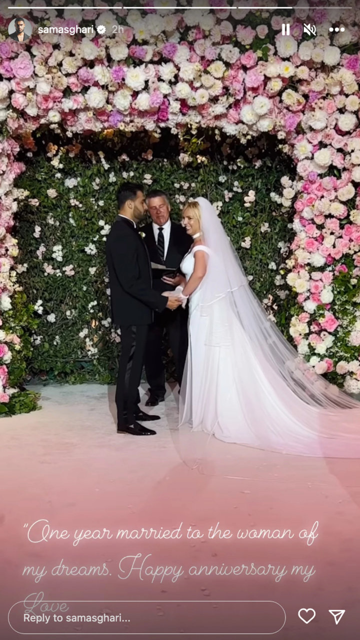 Britney Spears Unleashes Steamy Snap With Husband Sam Asghari After 1 ...