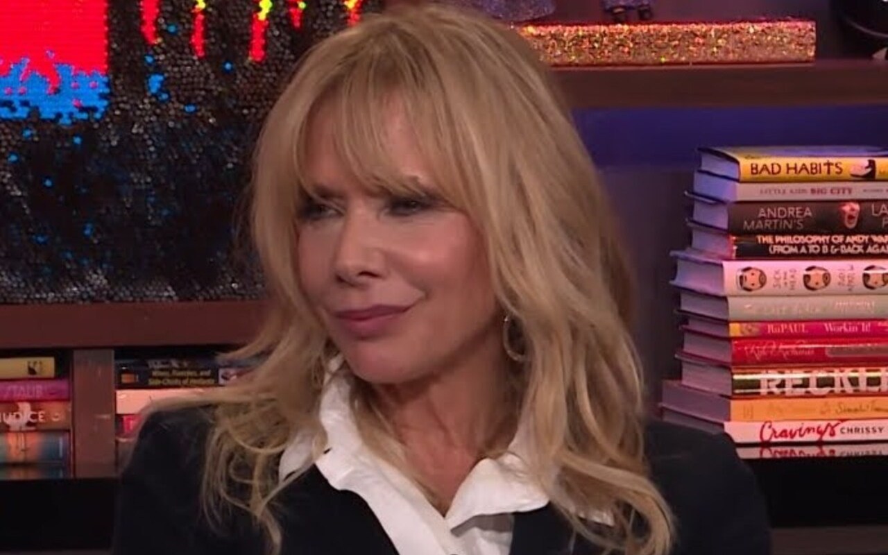 Rosanna Arquette Left 'Shook Up' After Crashing Her Car Into Malibu ...
