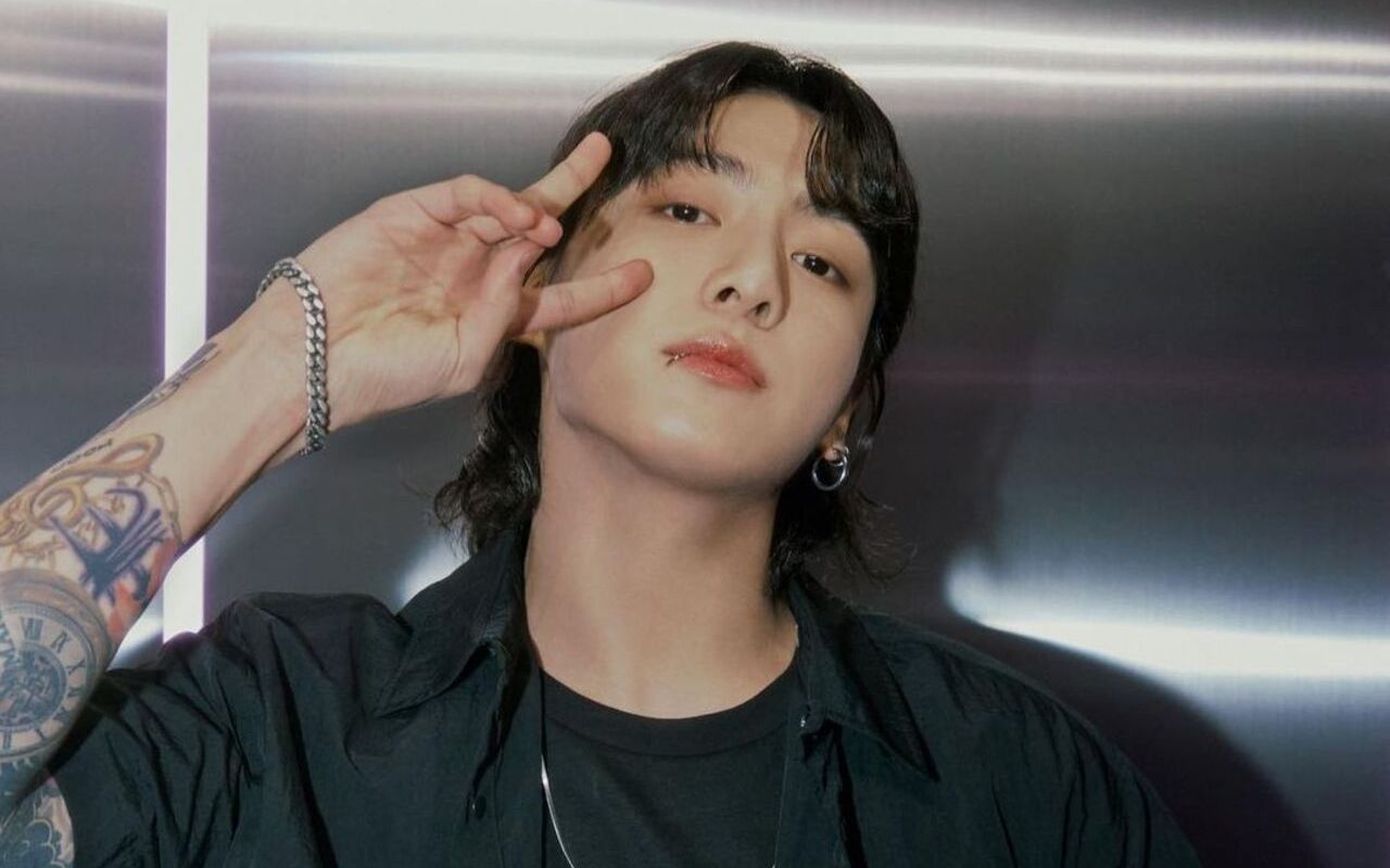 BTS' Jungkook Performs 'Seven' Live for the First Time in 'GMA' Summer ...