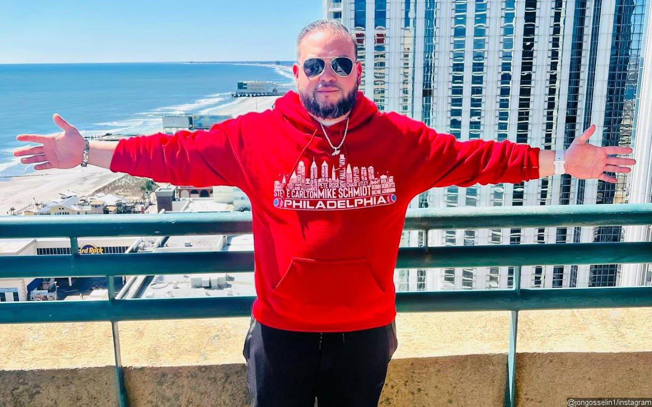 Jon Gosselin 'in Love' With Girlfriend Stephanie Lebo After Dating in ...