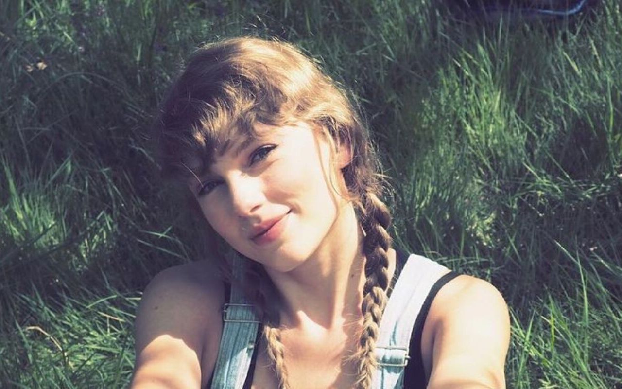 Taylor Swift Fever Hits Los Angeles Ahead of Her Concert Series in the City