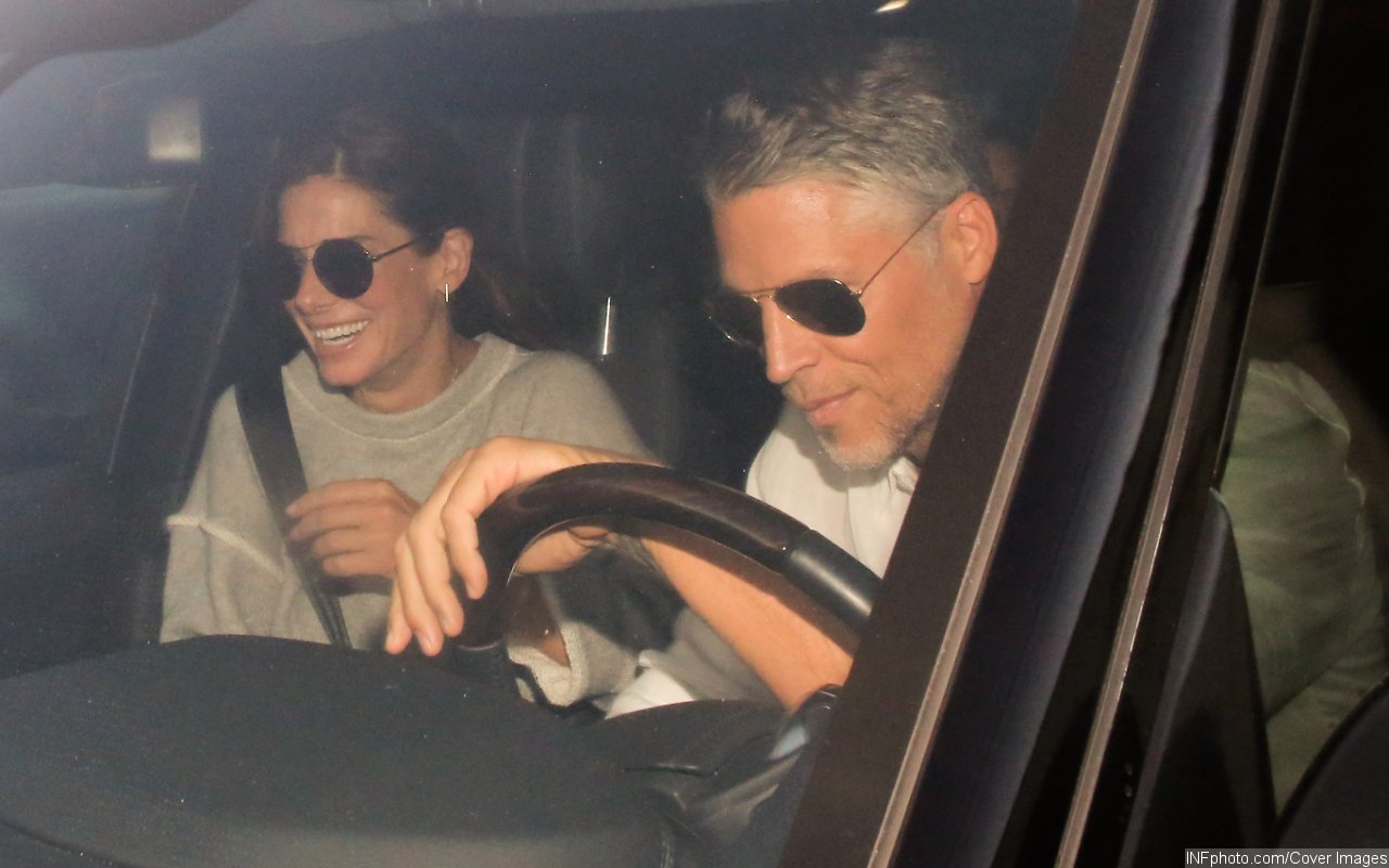 Sandra Bullock and Bryan Randall 'Exchanged Vows' in the Bahamas Years ...