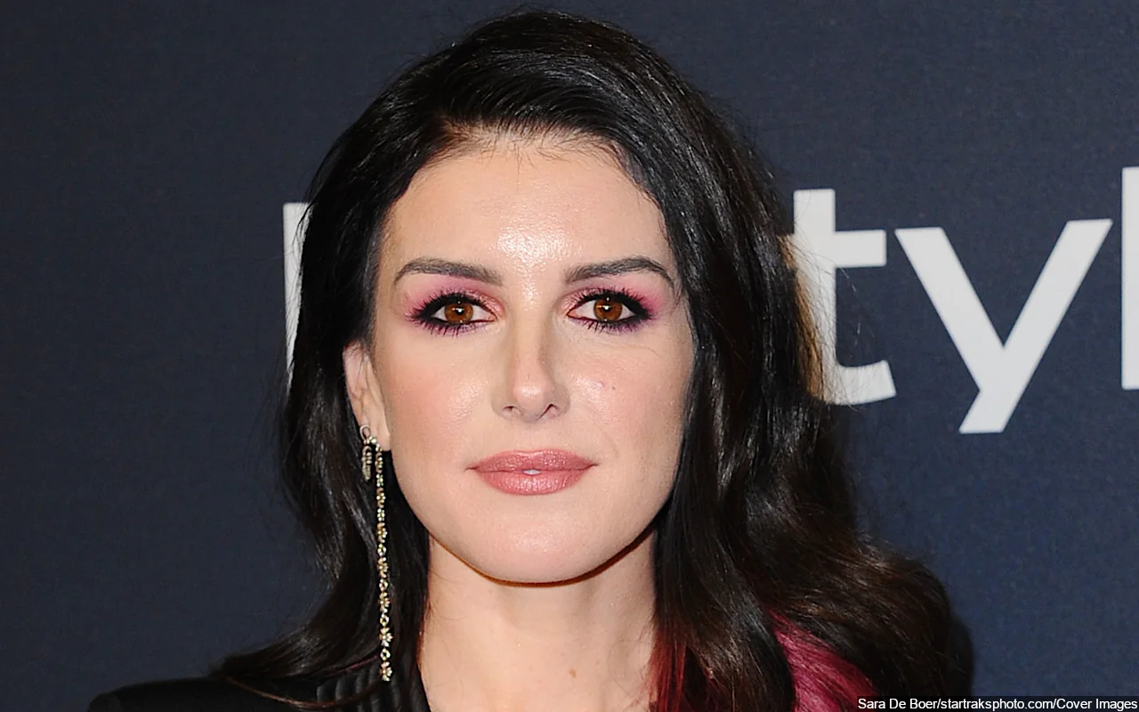 Shenae Grimes Slams Critics for Saying She 'Aged Terribly'